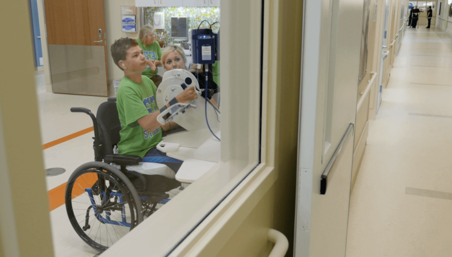 RT300 Arm Cycle | Mary Free Bed Rehabilitation Tech